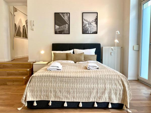 Homely Berlin - Spacious Flat Quiet, Friedrichstraße, River - Berlin Central Station