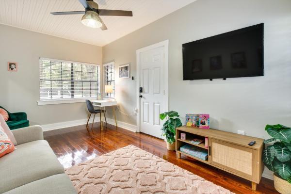 Orlando Golden Girls Retreat Prime Location! - Orlando