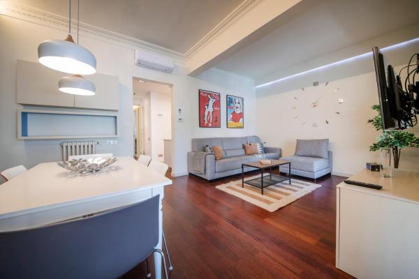 Apartamento De 3 Habitaciones En Sant Antoni - Barcelona
