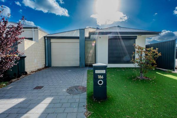 Spectacular 3 Bedroom, 2 Bathroom Home. - Greenmount