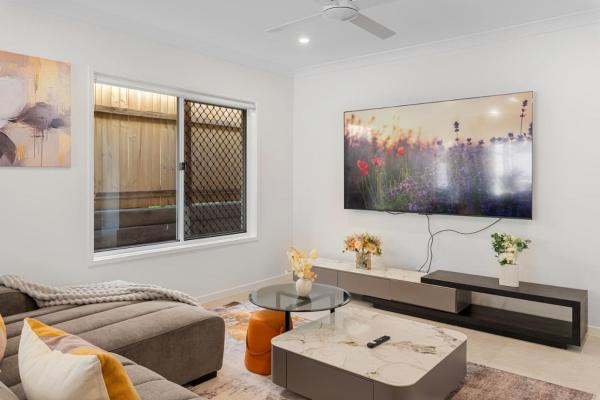 Brand New Modern 5br House Ducted Ac Near Mall - Brisbane