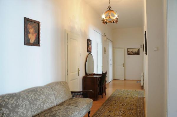 Large Apartment Sleeps Up To 10 M4a - Praga