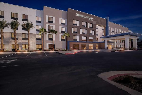 Hampton Inn & Suites Corona, Ca - Corona, CA