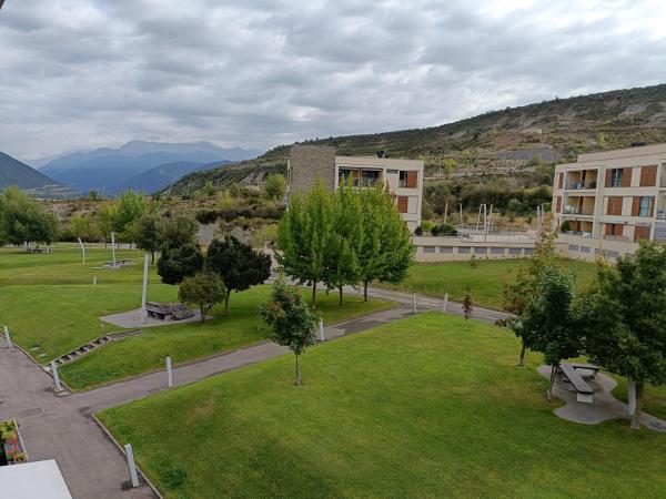 Sky, Golf Y Senderismo - Sabiñánigo