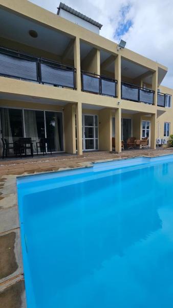 Elegant 3 Bedrooms Of 3 Apartments - Mauritius