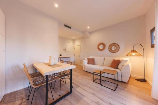 Bravissimo Calderers El Llop, With River Views - Girona