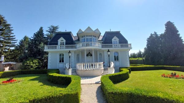 Castle Garden - Szombathely