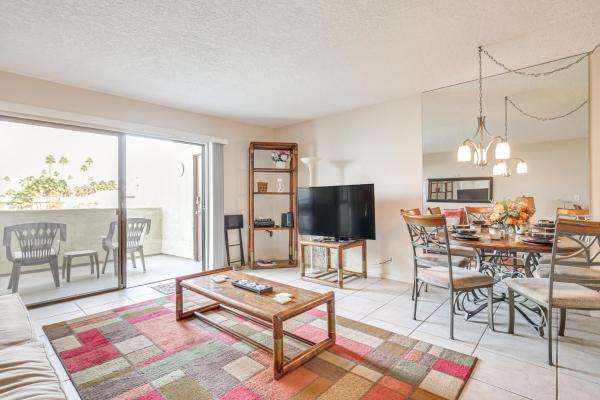3 Mi To Dtwn Palm Springs Condo With Pool Access! - Palm Springs, CA