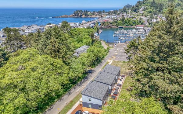 Harbor Lights 2 Family Fun Retreat Coastal Comfort - Beverly Beach State Park, Newport