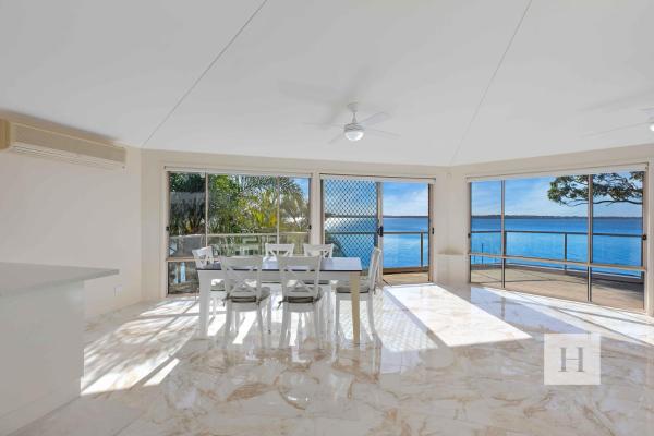 Sunset Lakehouse - Norah Head