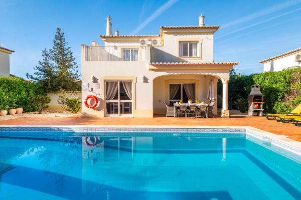 Villa Oasis, Piscina, Jacuzzi, Ténis E Praias! - Portimão