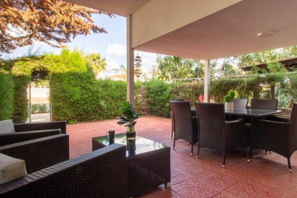 Large Veranda 2br Walk To Beach - Nissi Beach