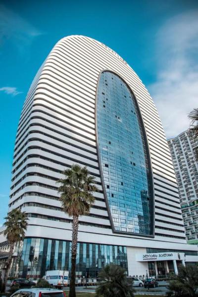 Gq Premium Apartments In Alliance Palace - Batumi