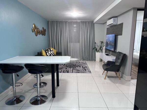 2 Bedroom Apartment In Windhoek City Centre - Windhoek