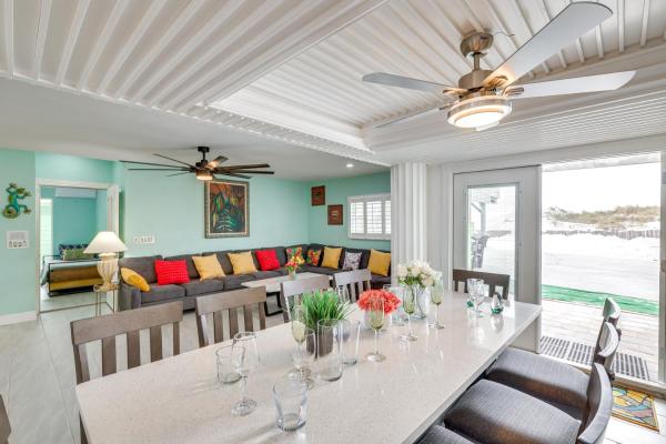 Breezy White Sands House Steps To Gulf Shore! - Clearwater Beach