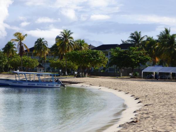 Beach Studio 30 - Jamaica