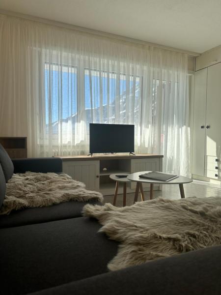Gemütliche Wohnung Im Haus Pfeiren - Adelboden