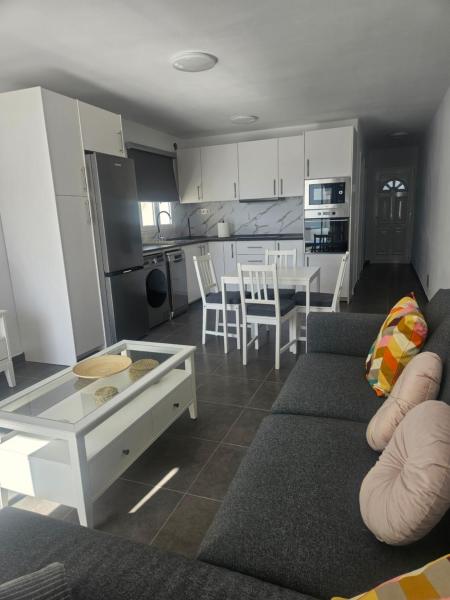 Casa Laura Relax With Shared Pool - Puerto del Carmen