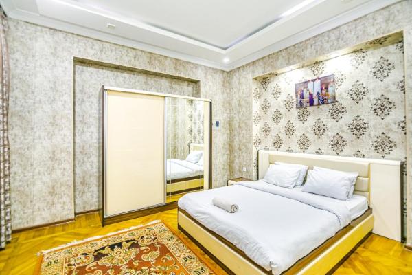 Nizami London - Baku