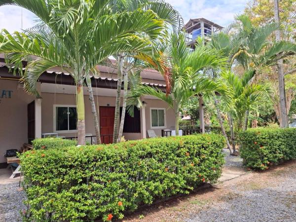 Lanta Salamat House - 크래비