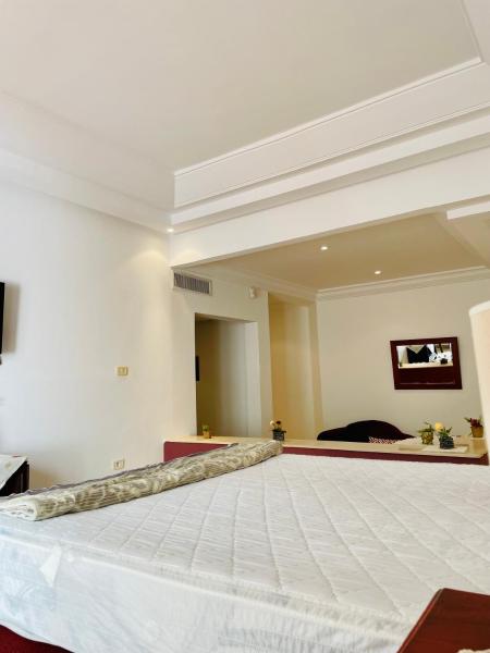 Agréable Villa A Ennacer - Tunis