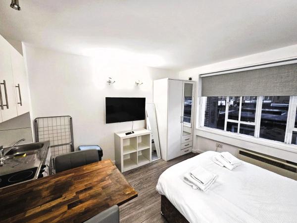 Light Studio With Kitchenette Close To Hyde Park - London Paddington Station