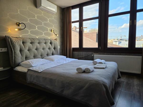 Art Nova 18 Exclusive - Tbilisi