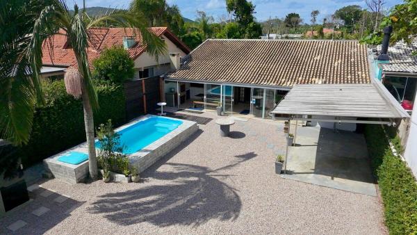 Casa Cedrinho Com Piscina - Bombinhas