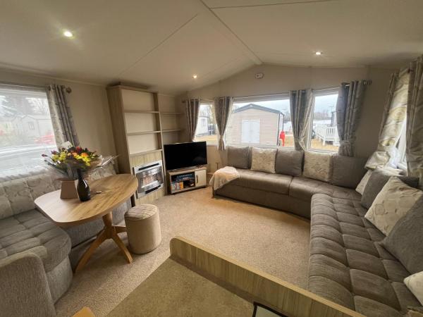 Tattershall Lakes Caravan - Woodhall Spa