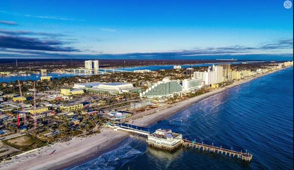 Spring Break Specials-8 Mins From Beach-speedway And Golfing - Daytona Beach, FL