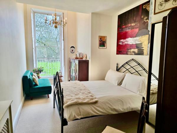 Georgian Room With Park View - Bradford-on-Avon