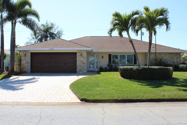 Sunny Daze - Bradenton, FL