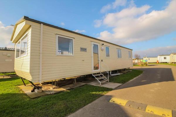 Superb 8 Berth Caravan At California Cliffs, Near Scratby Beach Ref 50006g - Hemsby