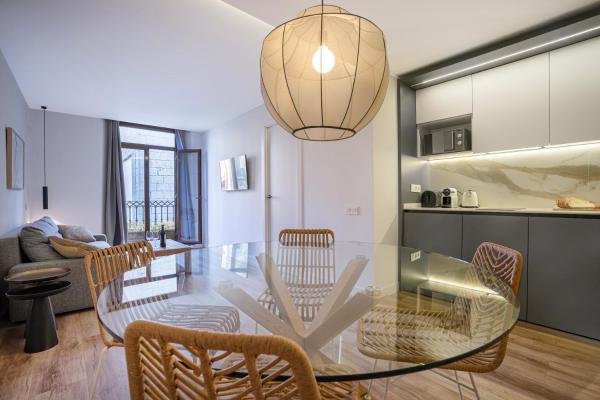 Happy Apartments - Badalona