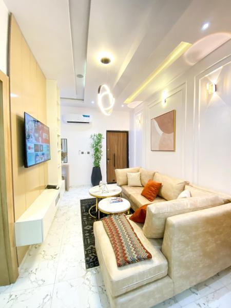 Beautiful 2 Bedroom Apartment - Nigeria