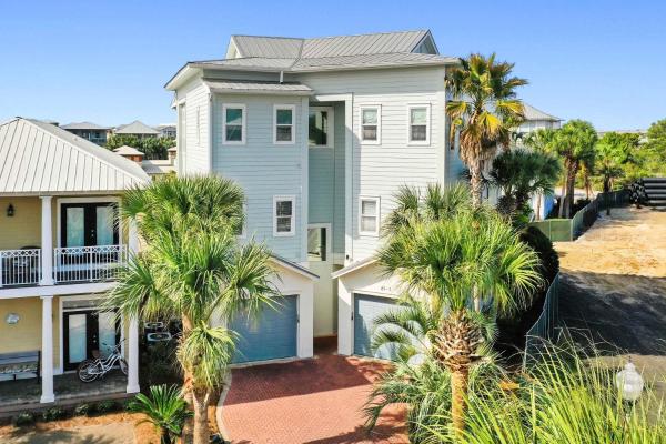 Seacrest Beach Gem With Shared Pool And Game Room - Panama City Beach, FL