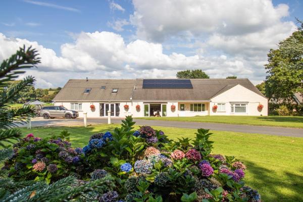 Lovesgrove Country Guest House - Haverfordwest