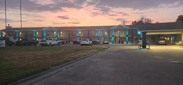The Surrey Inn - Texas