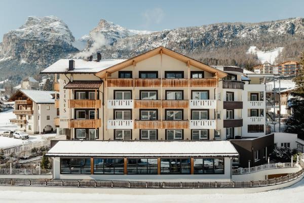Hotel Antines - Kurfar