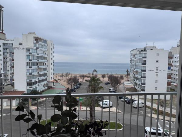Gran Apartamento 6pax Con Preciosas Vistas Al Mar Y Plaza De Parquing - Roses