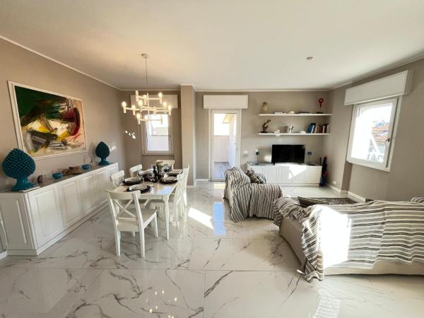 3 Bdr 100m From The Sea And Sea View And Terrace - Marina di Pietrasanta