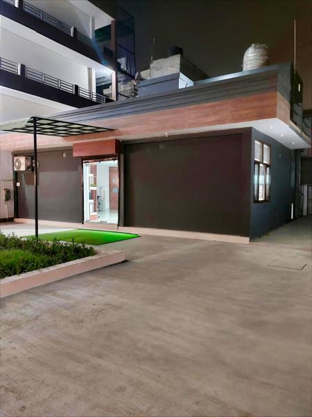 A2 Vibes By Jmd - Near Expo Mart - Relax & Hangout - Noida