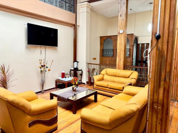 Travel Hotel Quito - Quito