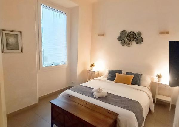 Charming & Spacious Florentine Home Just Two Mins From Tram Stop - Florence