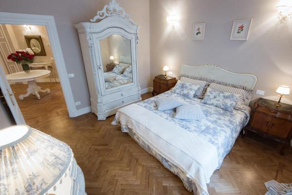 Leopoldo Luxurious Apartment - Daily Refresh Available - Florenz