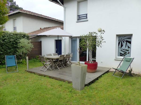Le Brigantin, Villa Mitoyenne De 68m2 Avec Terrasse, Jardinet Et Petit Garage - Capbreton