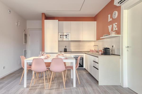 Suites In Financial District - Monza