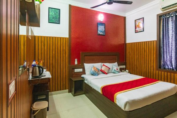 Blue Bell Hotel - Kochi
