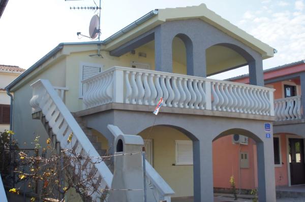 Pahert Beach Apartment - Vir