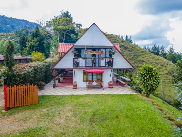 Finca Formentera, Este Tu Pequeño Paraíso - Pereira, Colombia
